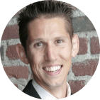 Friday Forward Book: Inspiration to Elevate - Robert Glazer